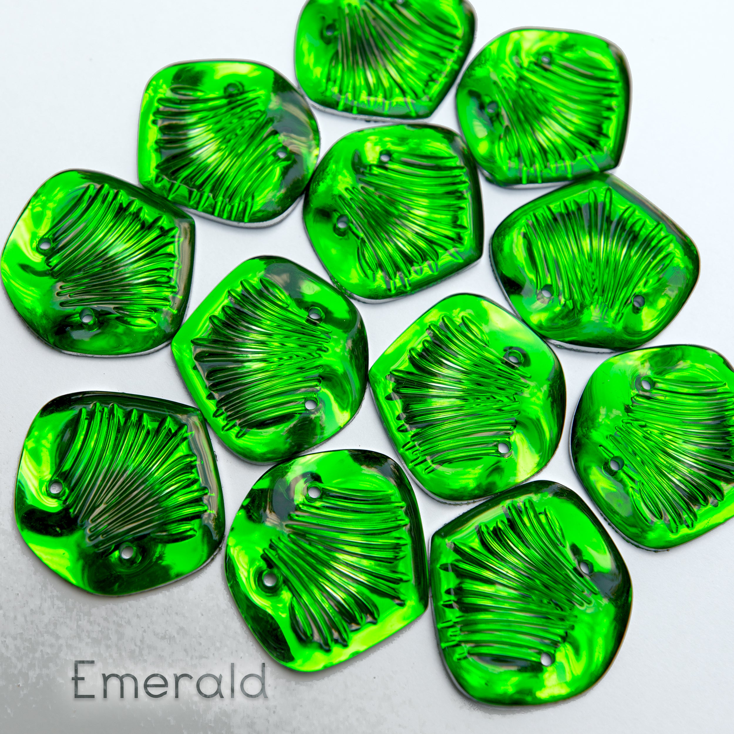 Emerald Mythic Scales – Finfolk Productions